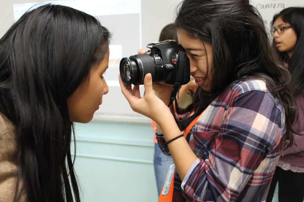 Hello Photography! Aperture On Sight Lesson 1