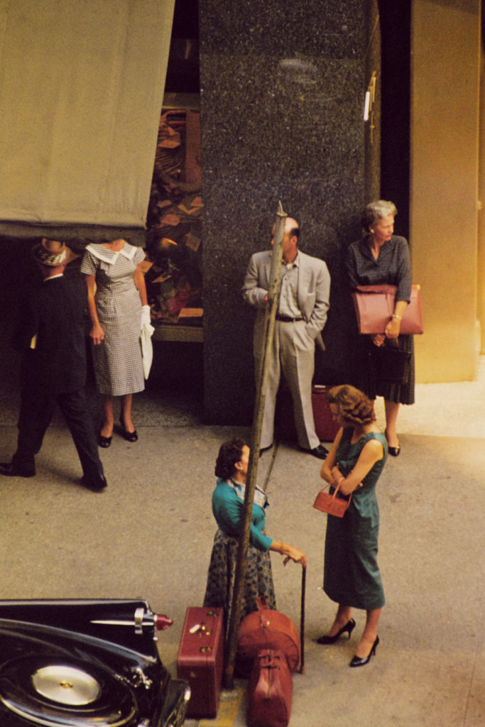Saul Leiter's Ravishing Color Photographs of New York
