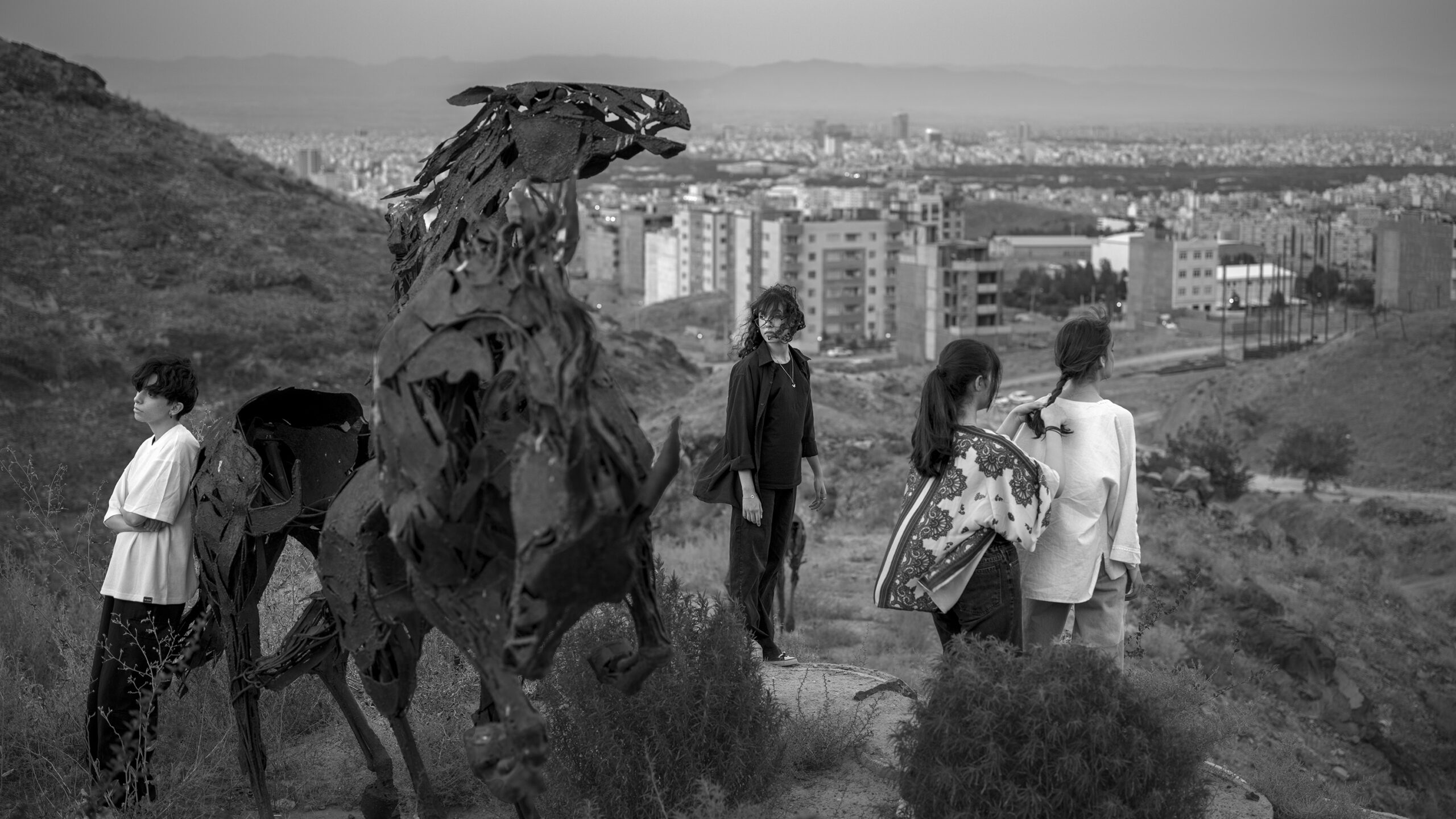 A Shimmering Portrait of Contemporary Iran